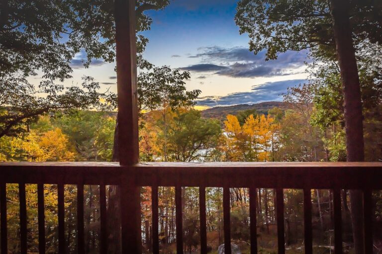 12 Coolest Cabin Rentals in Connecticut To Stay in 2022 | Cabin Trippers
