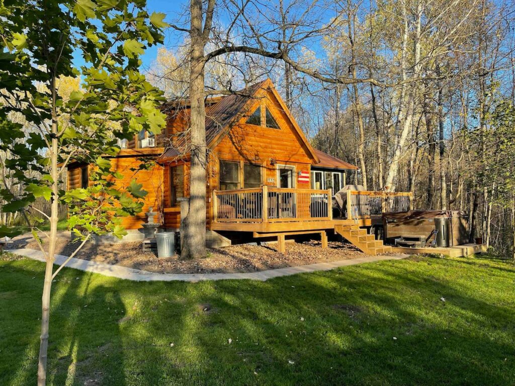 Top 12 Coolest Cabin Rentals in Minnesota - Cabin Trippers