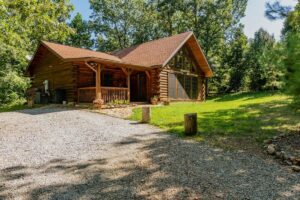Top 20 Romantic Cabins In Missouri with Hot Tubs - Cabin Trippers