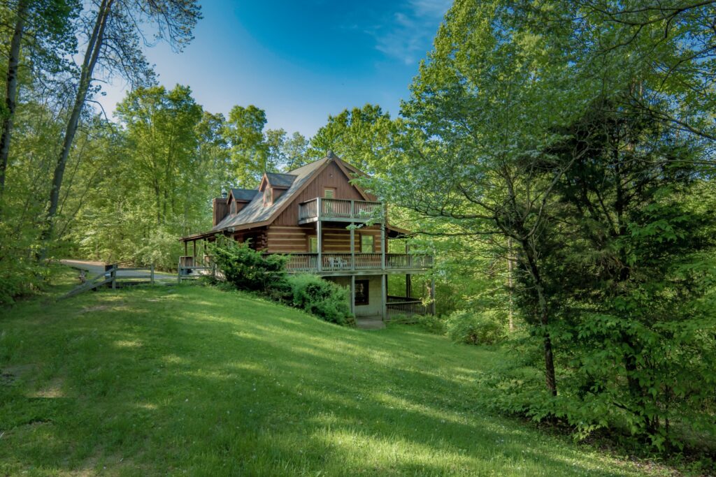 15 Best Treehouse Rentals in Indiana, USA - Cabin Trippers